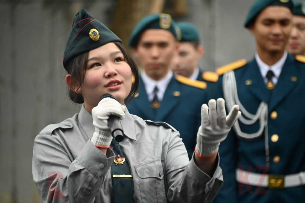 REGIONINFO.KZ | В Шымкенте торжественно проводили призывников